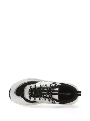 JORDAN Panelled Trunner Sneakers - Silver