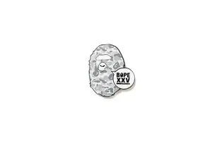 A BATHING APE Store Harajuku Xxv Ape Head Pintrill Pins - White