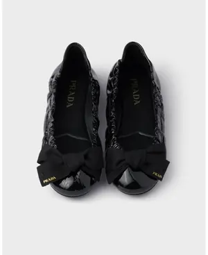 Prada Patent Leather Ballerinas With Bow Detailing - Black