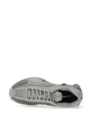 Nike Shox R4 Sneakers