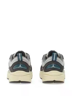 JORDAN Trunner Panelled Sneakers - Grey