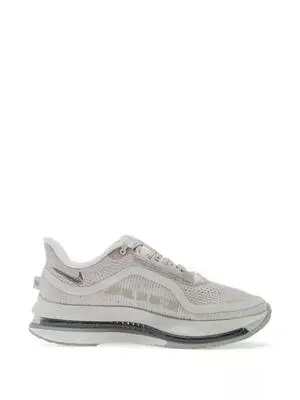 Nike Pegasus Premium Sneakers