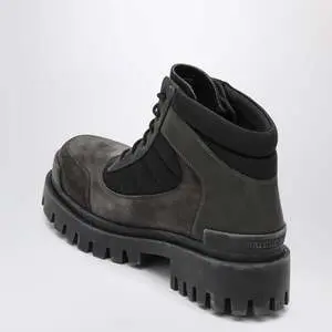 Balenciaga Combat Strike Low Lace-up Suede Boots - Brown