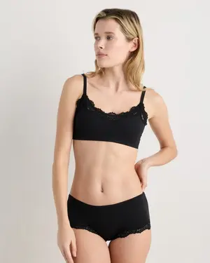 Quince Women's Second Skin Lace Boyshort Black