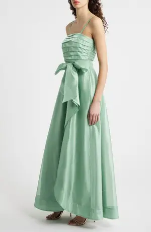 TAHARI ASL Pleated Bodice Organza Gown