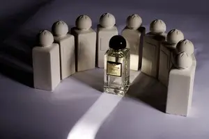 MAISON NOIR Volantis 685 - None