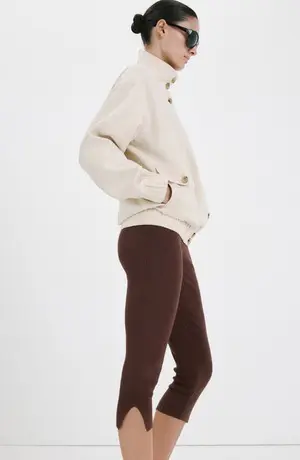 Mango Slit Hem Crop Leggings