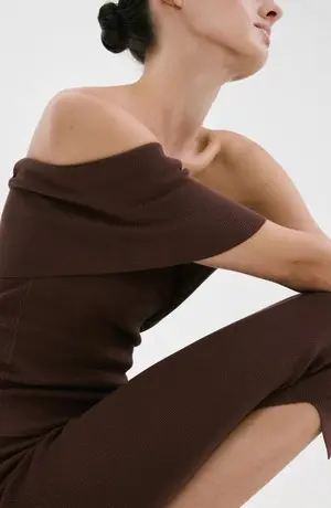 Mango Slit Hem Cropped Leggings