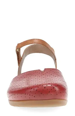Dansko Rowan Flat - Red Perf