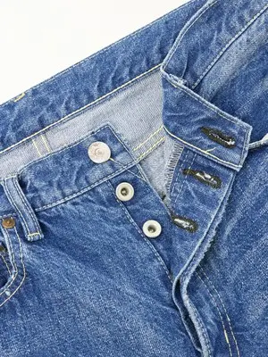 REMI RELIEF Straight-leg Jeans