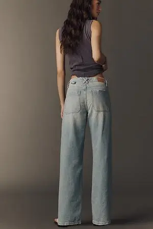 SEVENTY + MOCHI Stevie Mid-rise Relaxed Straight-leg Jeans - Light Denim