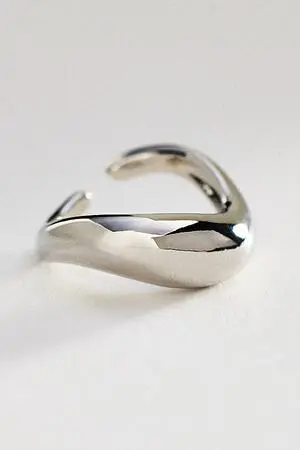 Anthropologie By Anthropologie Chunky Wave Ring Silver