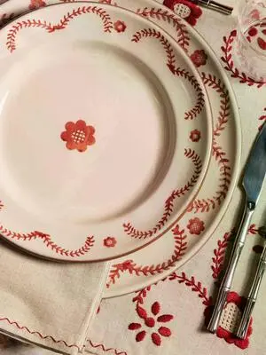 HOUSE OF CAPRICORN Viana Dessert Plate Set