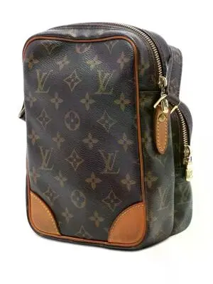 LOUIS VUITTON 2002 Monogram Amazone Crossbody Bag