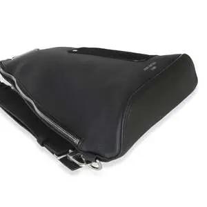 LOUIS VUITTON Touch Calfskin Delta Slingbag