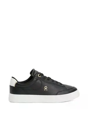 Tommy Hilfiger Logo-plaque Sneakers - Black