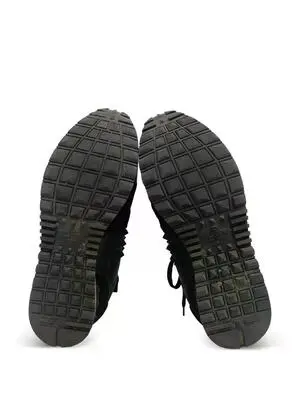 Valentino Garavani Rockrunner Rockstud Sneakers