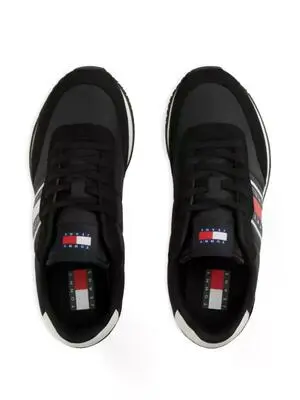 Tommy Hilfiger Panelled Logo-patch Sneakers - Black