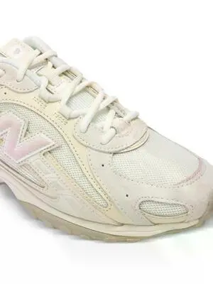 NEW BALANCE Panelled Mesh Sneakers - Neutrals