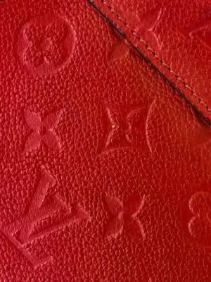 LOUIS VUITTON Vavin Bb Crossbody Bag Monogram Empreinte Leather - Red
