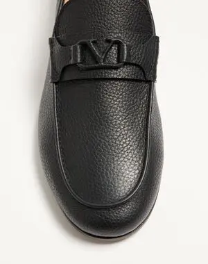 Valentino Garavani Vlogo Signature Deer Leather Loafer