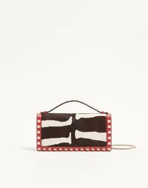 Valentino Garavani Rockstud Wallet With Chain In Pony-effect Calfskin - White/brown/red