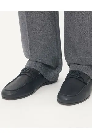 Valentino Garavani Vlogo Signature Deer Leather Loafer - Black