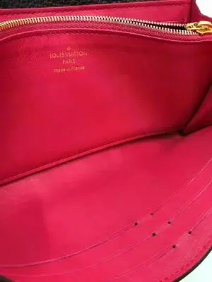 LOUIS VUITTON 2016 Taurillon Capucines Wallet Long Wallets