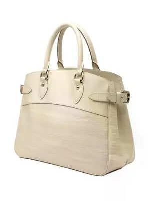 LOUIS VUITTON 2005-2010 Epi Passy Pm Handbag - White