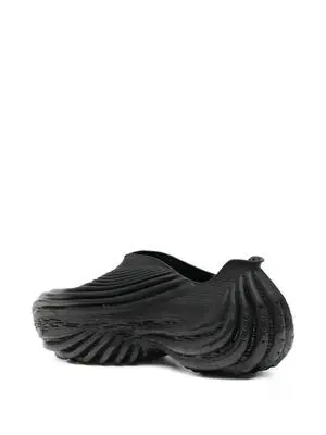 ALIVEFORM Armis Low Sneakers
