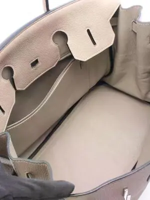 Hermès 2010 Birkin Retourne 35 Handbag - Brown
