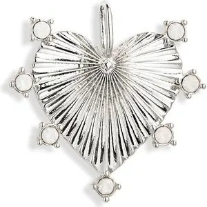 THE SIS KISS Grove Heart Charm - Silver