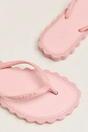 BRIZZA AREZZO Scalloped Flip-flop Sandals - Blush