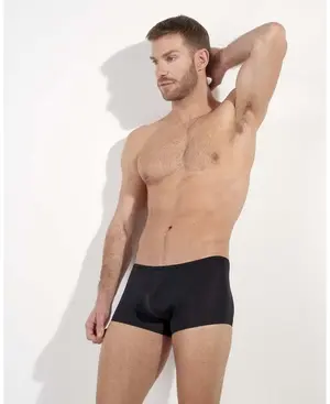 HOM Plumes Trunk - Black
