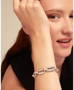 UNODE50 Sterling -plated Oval Link Chain Bracelet