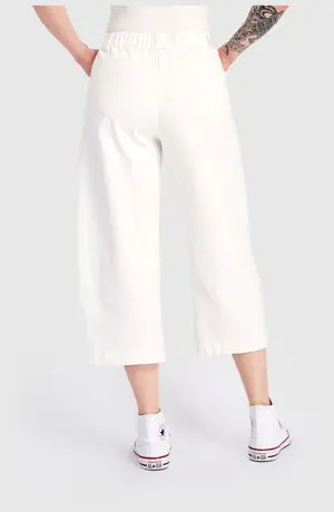Alembika Twill Palma Capri Pants