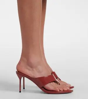 Paris Texas Lidia Patent Leather Thong Sandals - Pink