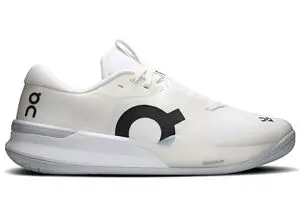 On The Roger Pro 3in Sneakers - White/pink