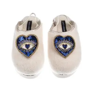LAINES LONDON Flatform Slippers With Brooches - Gold/white