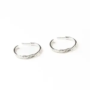 SARAHBIJOUX Sterling Reef Hoop Earrings