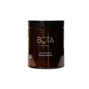 BƆTA Aphrodisiaque Collection: Velvet Musk Body Candle - Brown