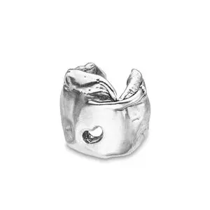 EVA REMENYI Talisman Chunky Ear Cuff - Silver