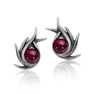 UNALOE Silver Stud Earrings With Ruby - Silver/red