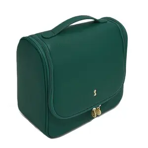 STACKERS Hanging Travel Wash Bag