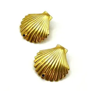 LES REINES Les Reines Shell Statement Earrings