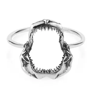 LEE RENEE Shark Jawbone Ring Silver