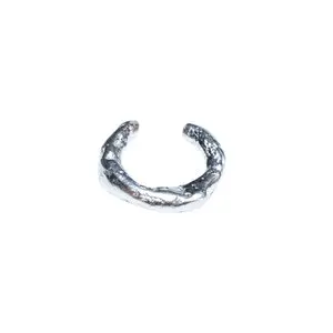 OOLO LONDON 925 Sterling Charcoal Cast Ear Cuff - Silver