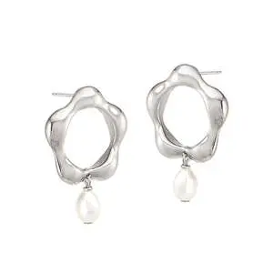 BIKO Wildflower Pearl Stud Earrings - Silver