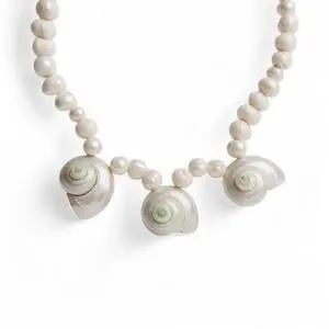 MARTINA ROZENBERG SMIRA JEWELRY Shell Pearl Necklace - Yellow
