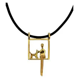YENNY COCQ LLC Swing Pendant With Dog - Gold